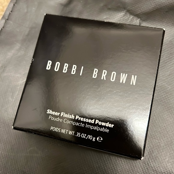 Bobbi Brown | Makeup | Bobbi Brown Sheer Finish Pressed Powder Pale ...